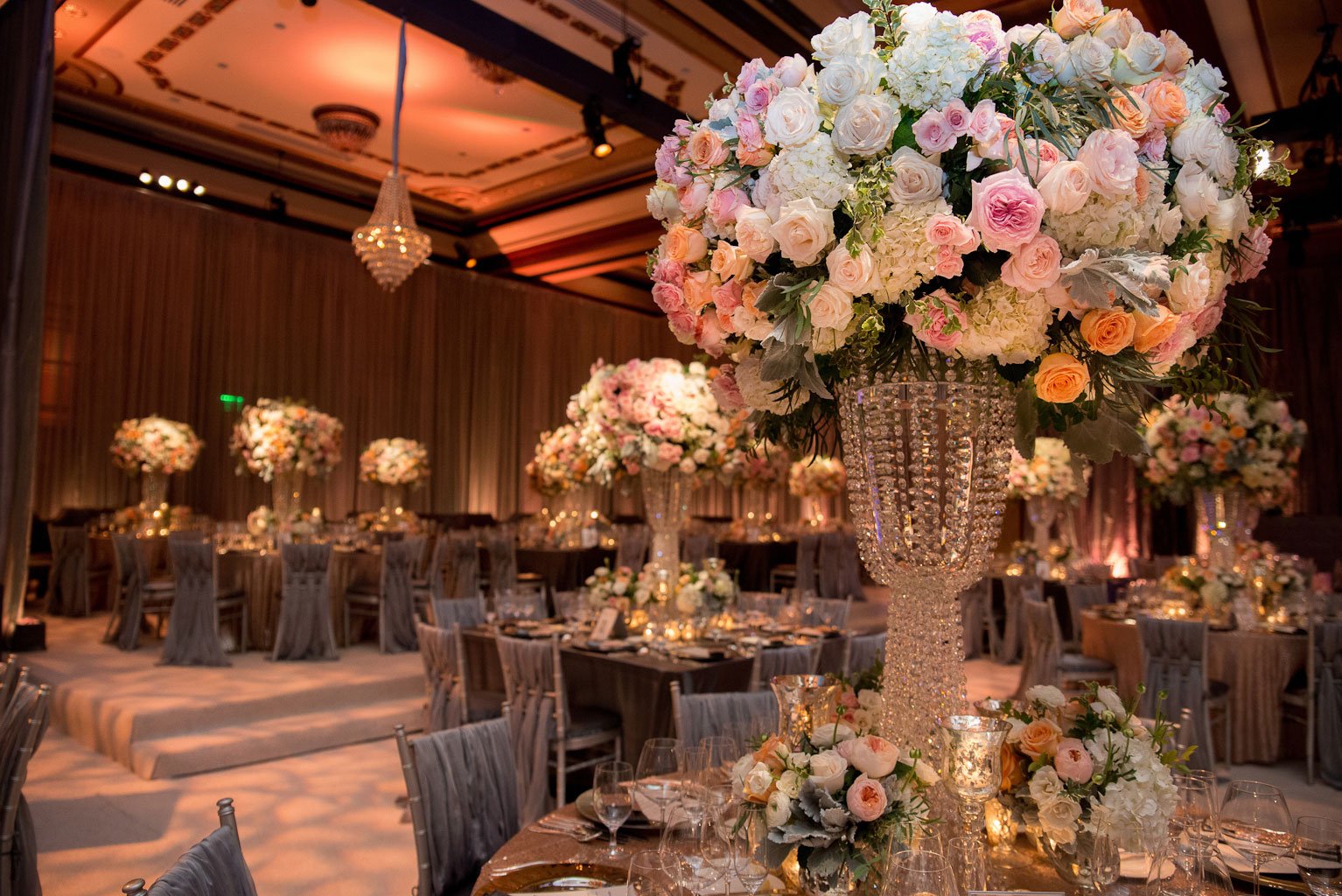 Crystal Strand Centerpiece Base