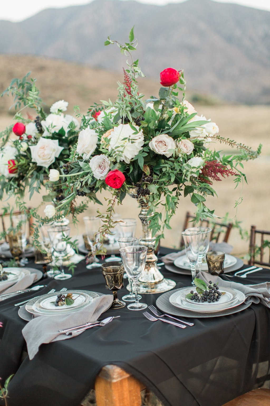 Rustic Tablescape, Dark Linen, Bold Arrangement