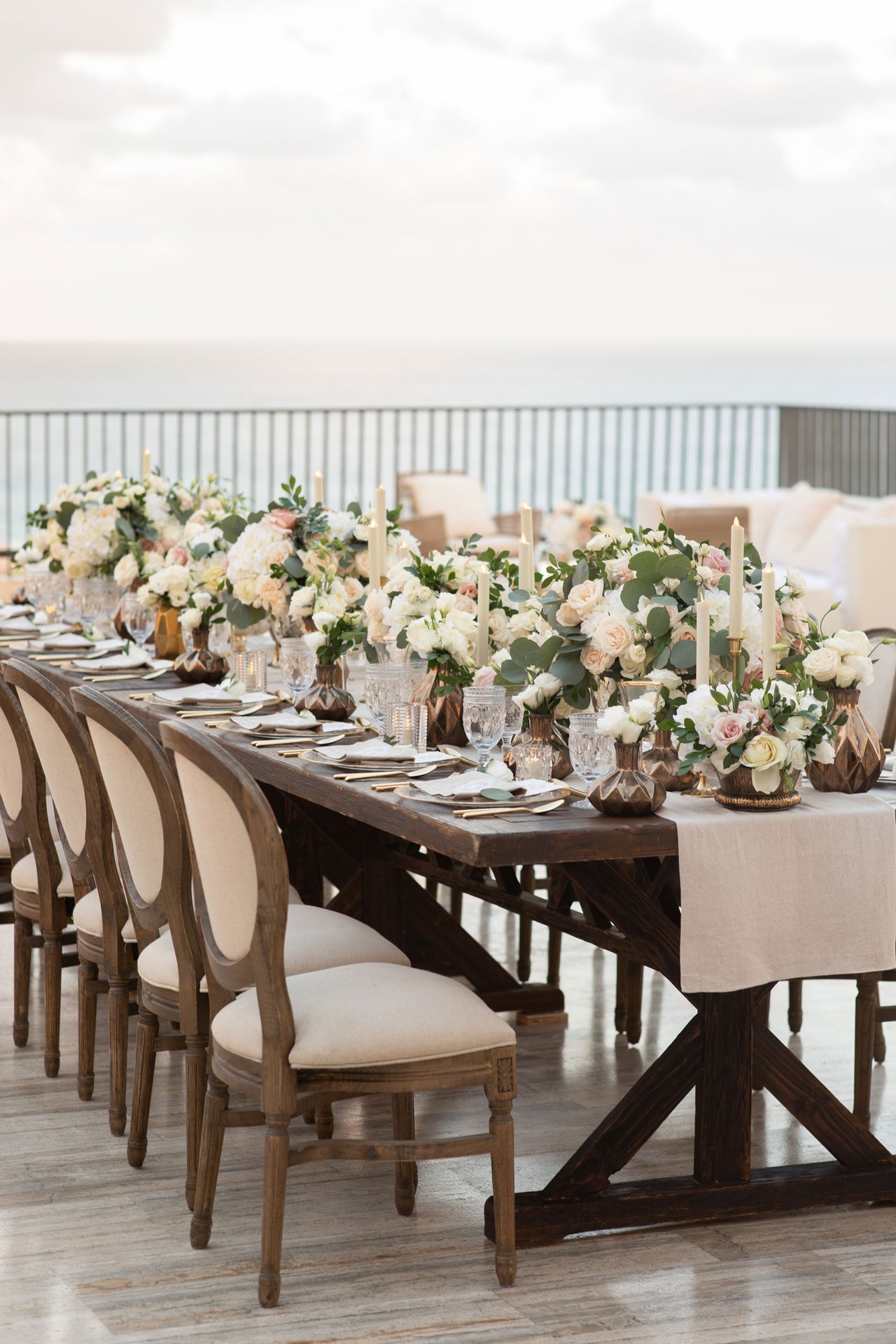 Romantic Reception at Modern Resort