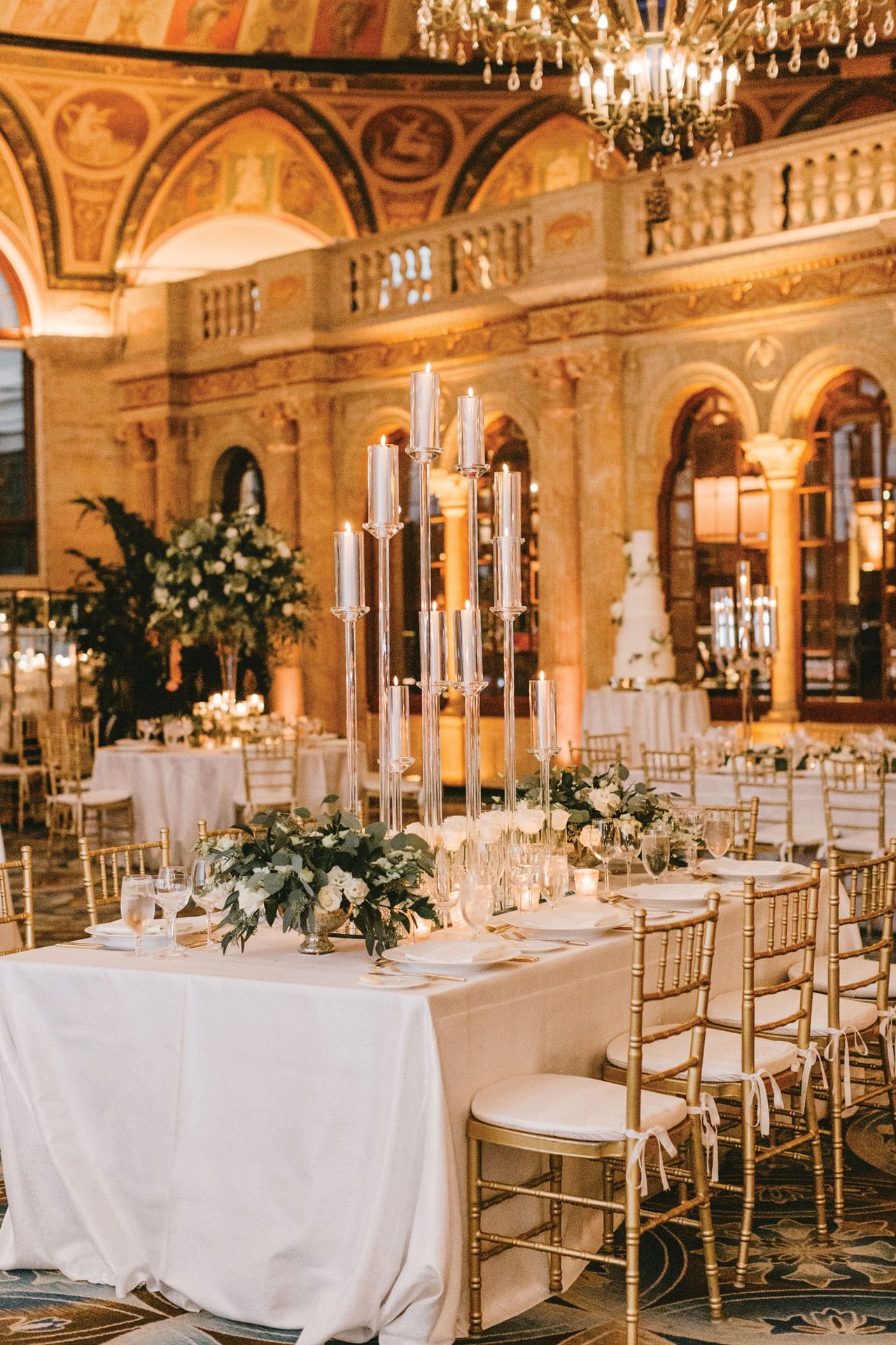 White, Greenery & Gold Wedding Reception