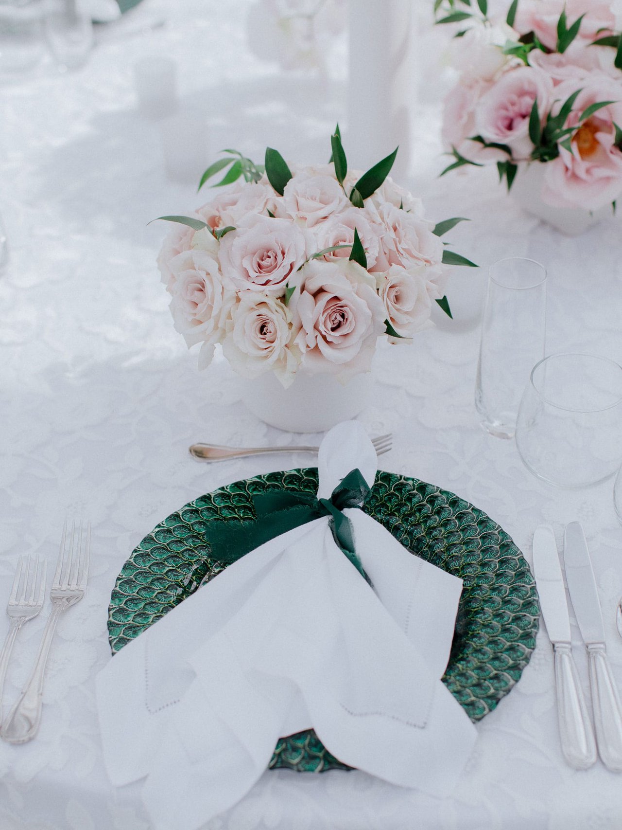 Emerald Green Charger & Napkin Ribbon