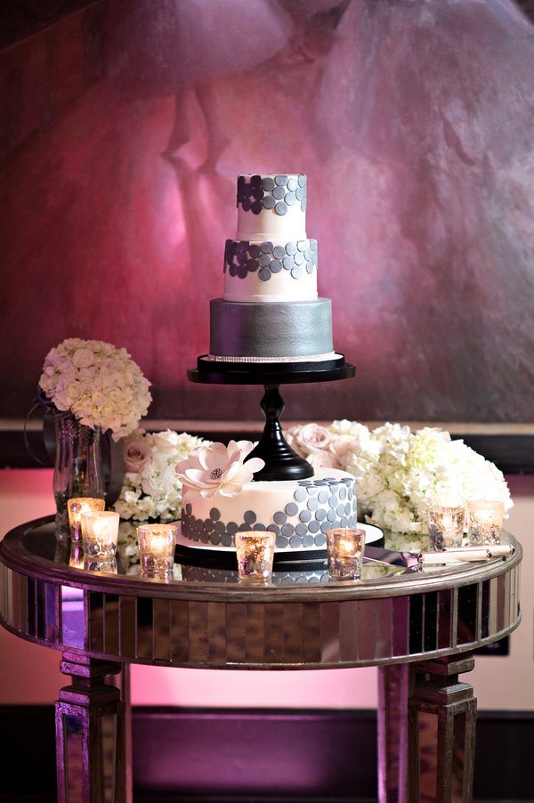 Four-Layer Cake with Pedestal