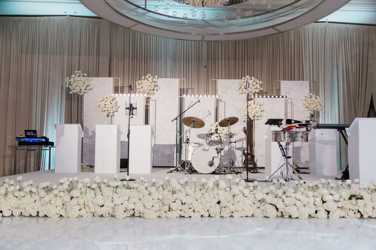White Marble Backdrop for Live Band