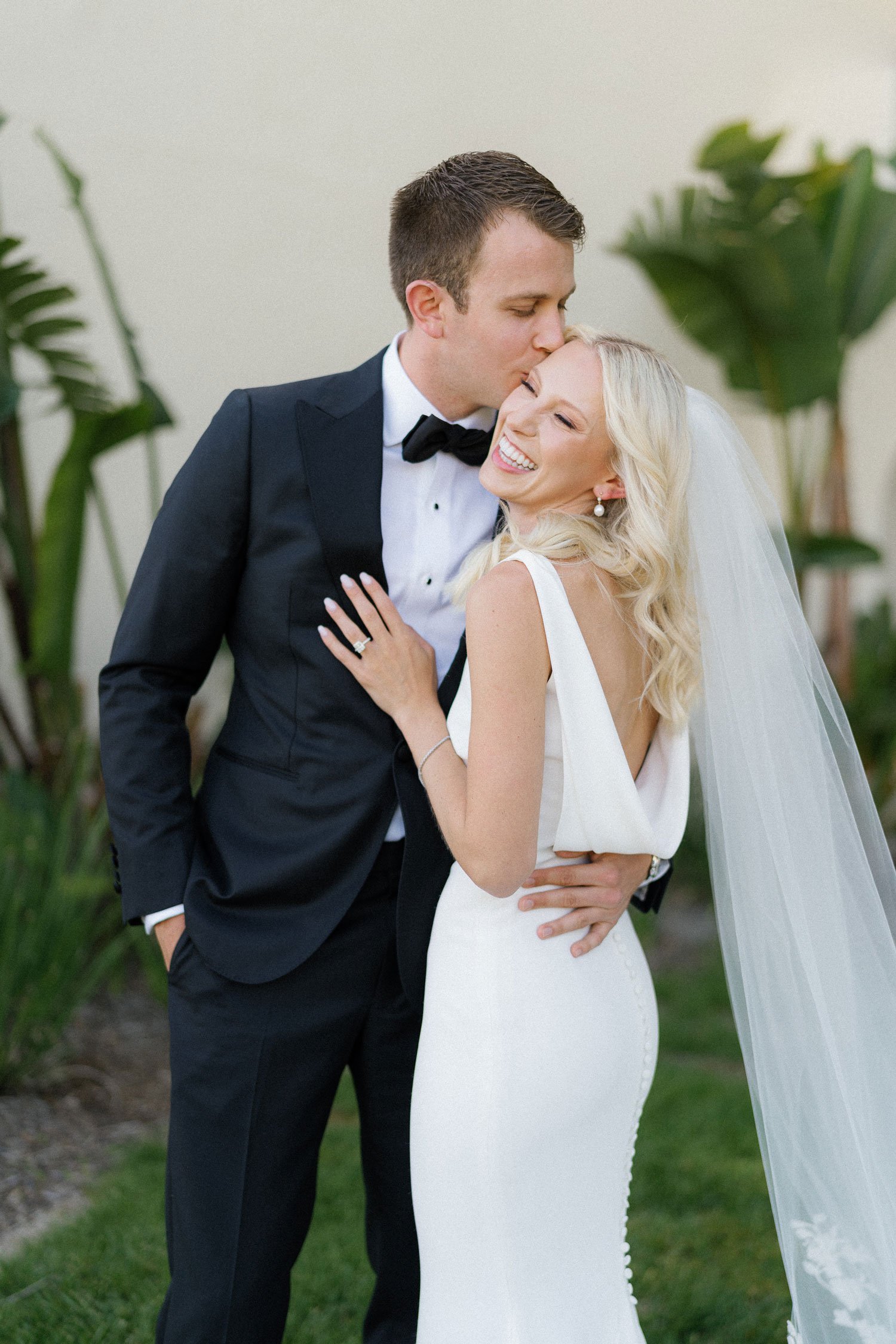 A Timeless, Classic & Elegant Ocean-View Wedding in California