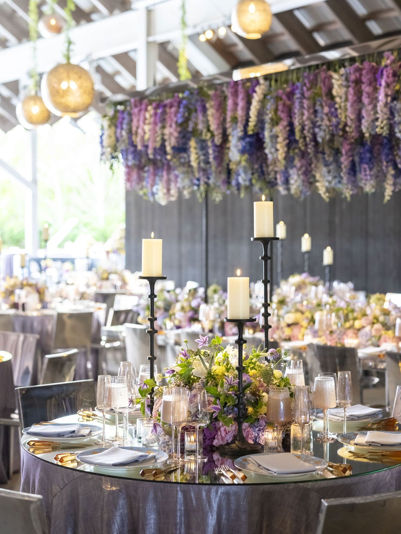 Round Table with Low Centerpiece & Candlesticks