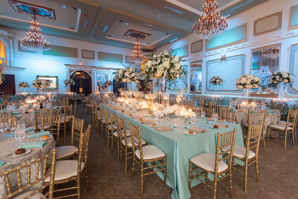 Rectangular Reception Table Décor