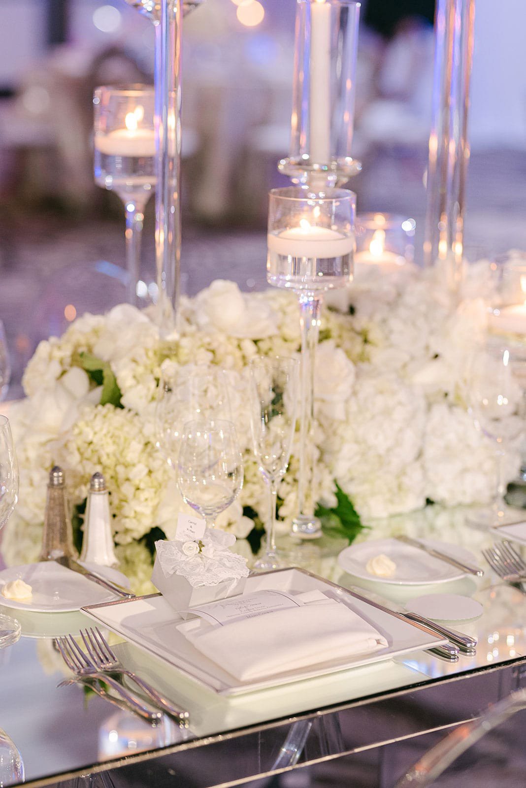 Modern White & Silver Place Setting