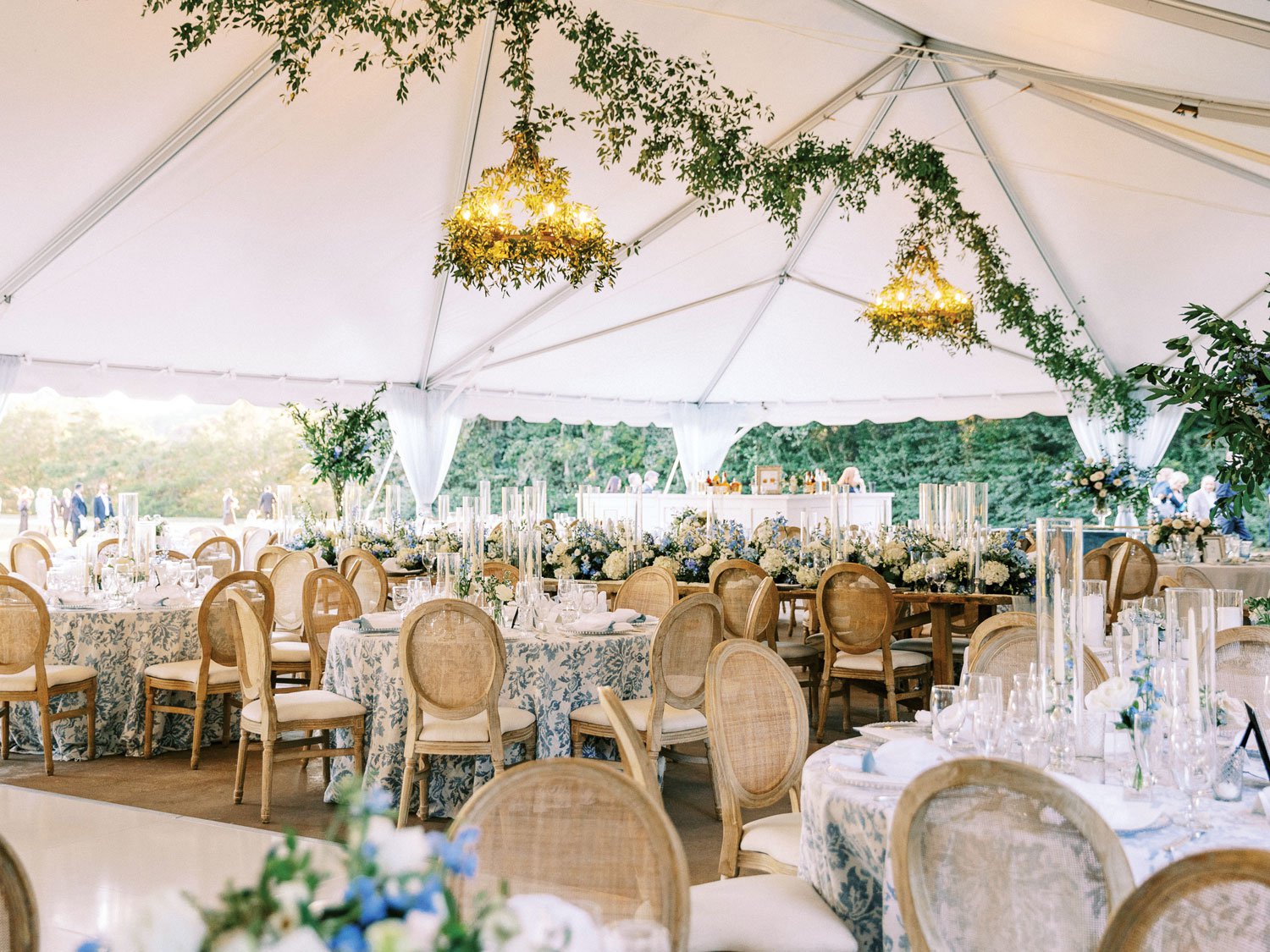Blue & White Wedding Ideas: Details, Décor & More
