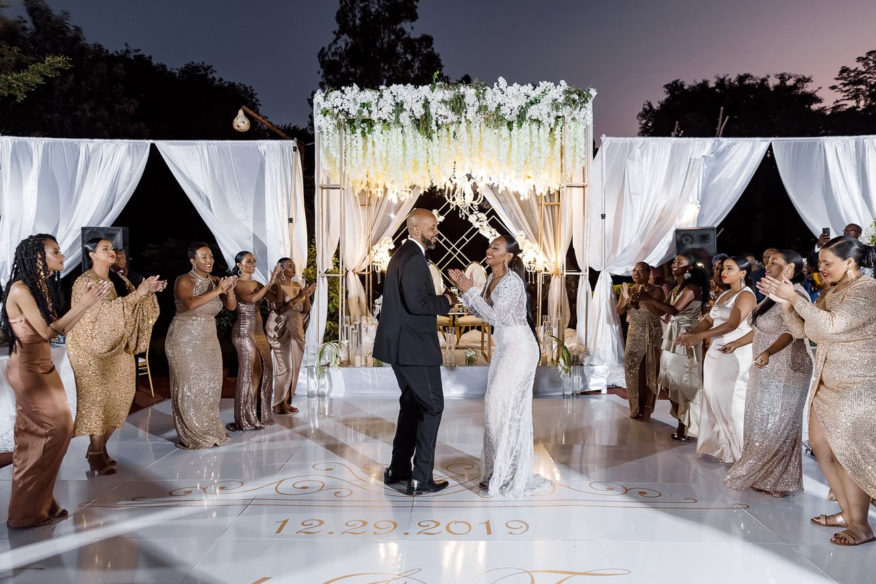 Beautiful crazy wedding dance | Honestweddingadvice.com