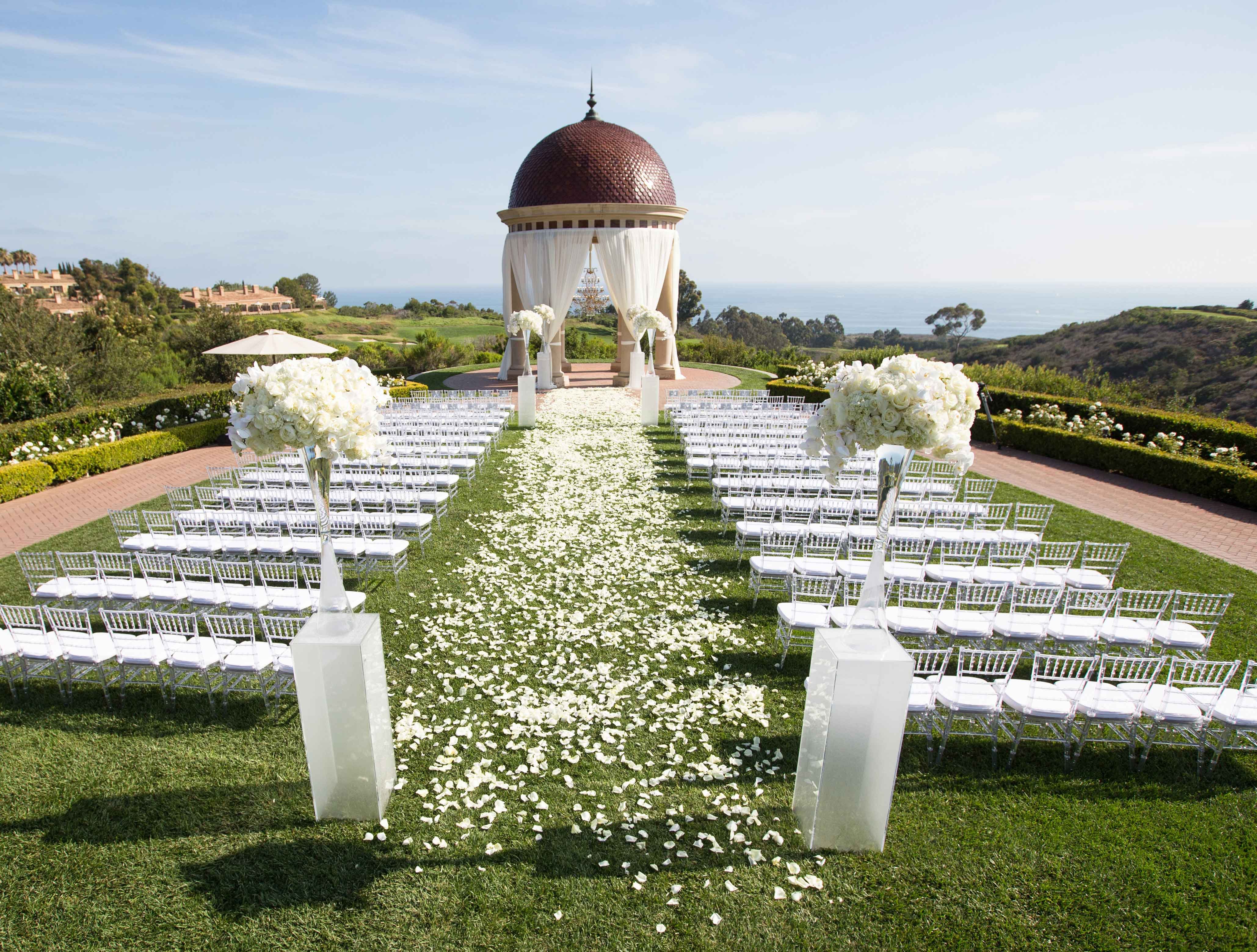 Outdoor Ceremony Space, Gold Course & Ocean
