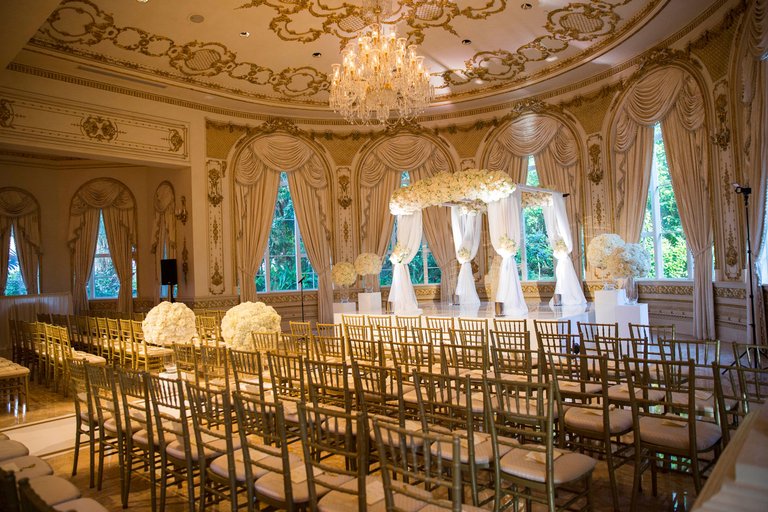 White & Gold Ballroom Ceremony Space