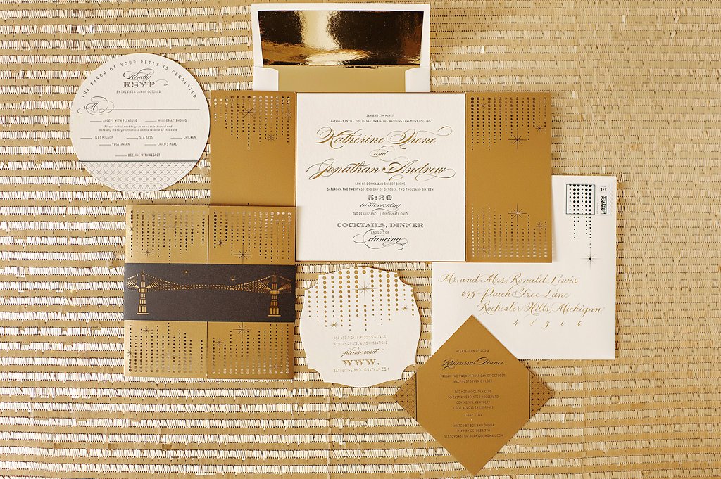 Different Shapes in Invitation Suite