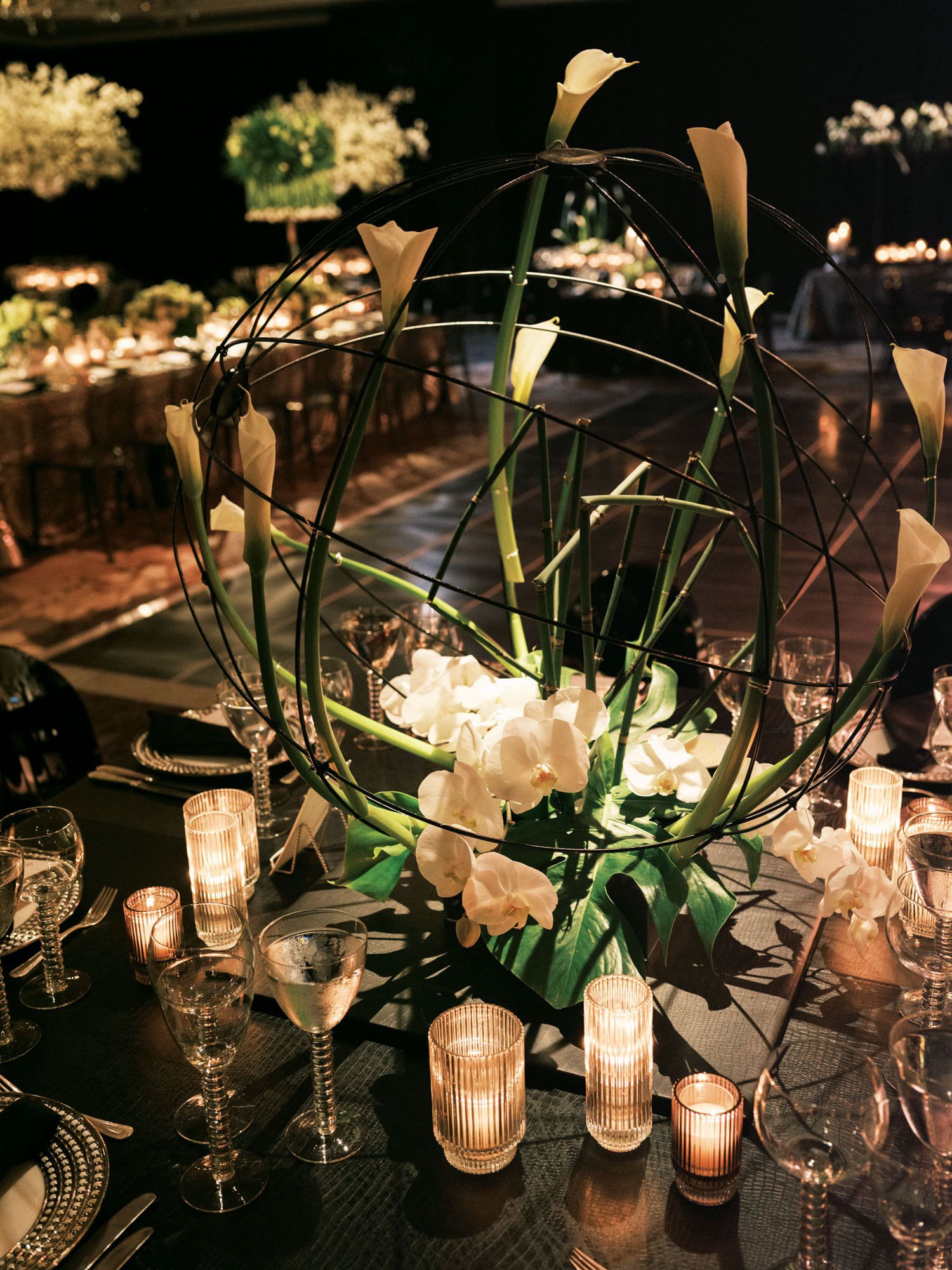 Unique Structural Centerpiece with Calla Lilies