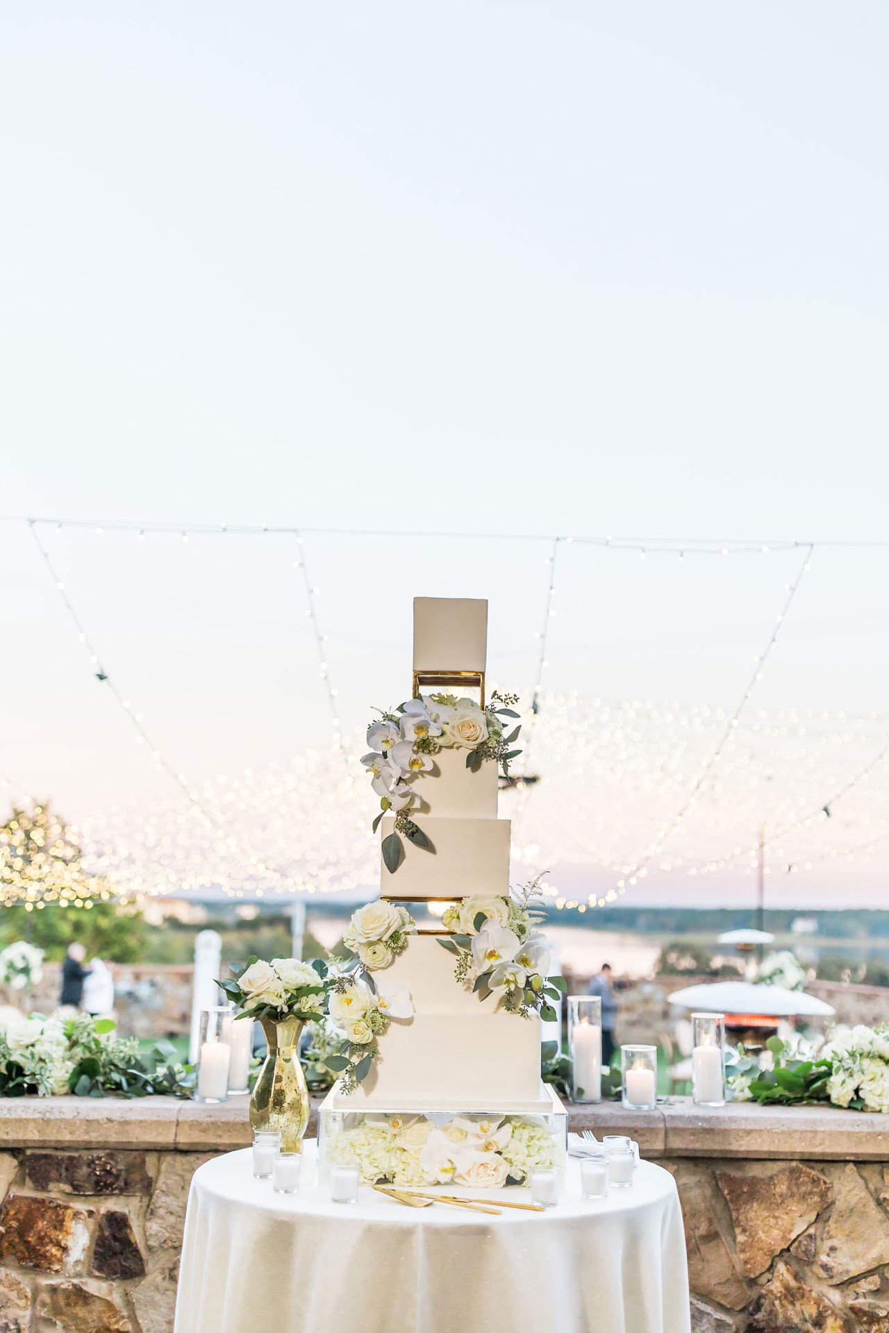 Square Fondant Wedding Cake
