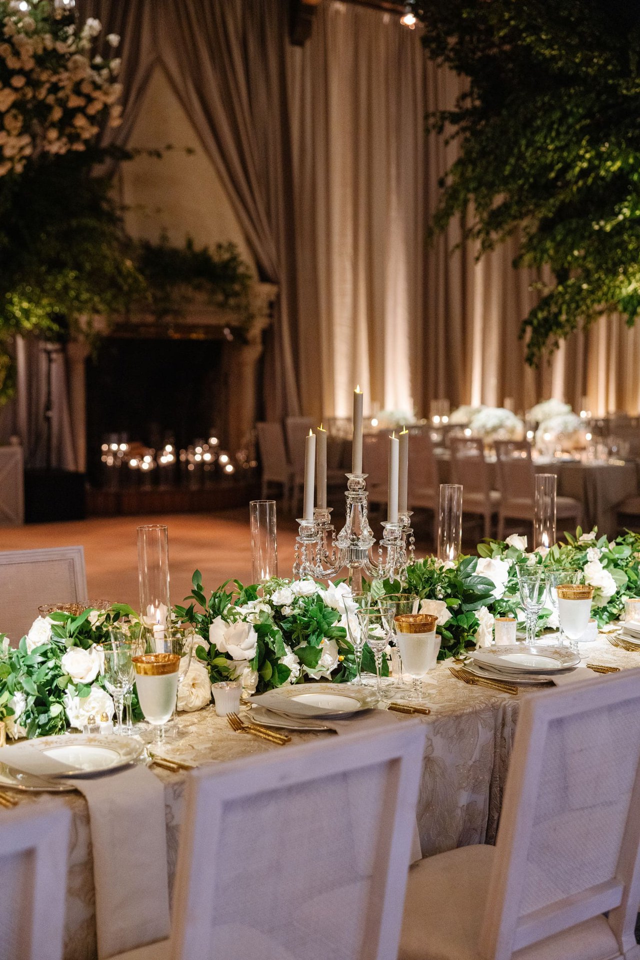 Classic Garden Décor at Country Club Wedding