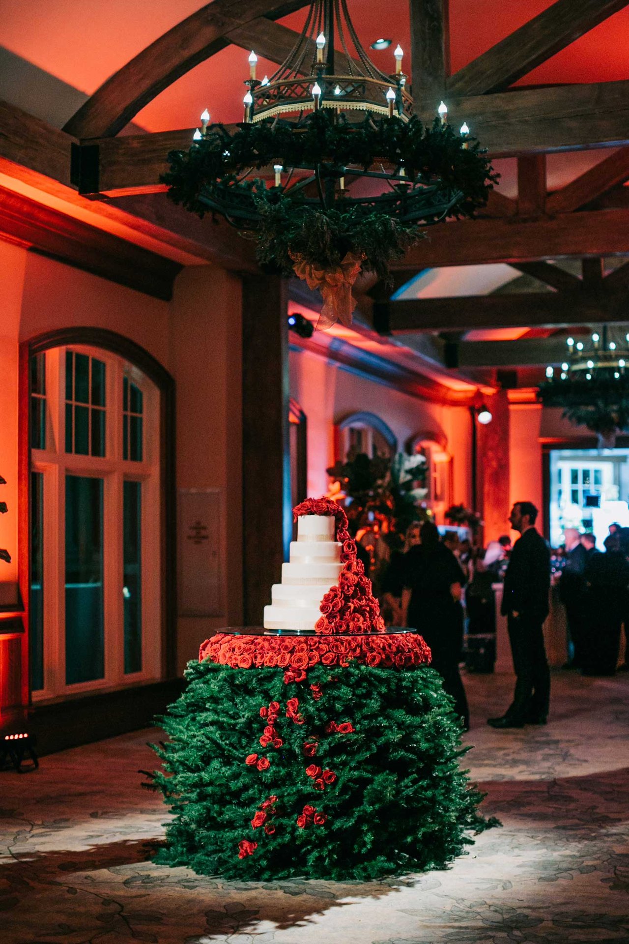 Christmas Tree Wedding Cake Table