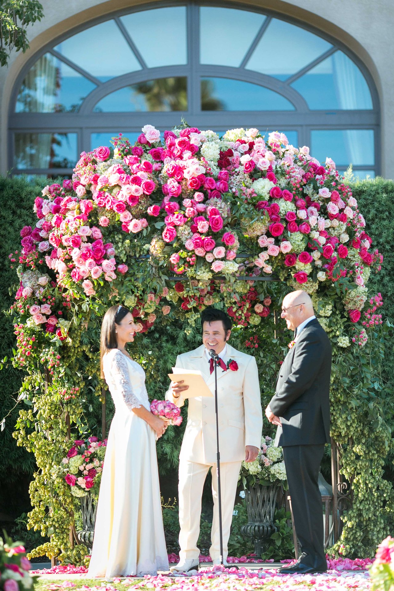 Elvis Impersonator Officiant