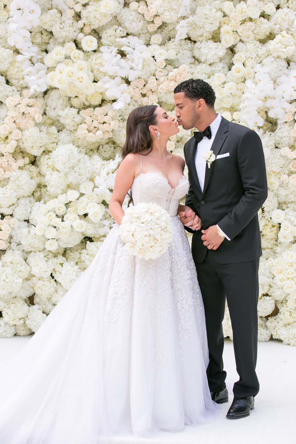 A Music Executive's Opulent Ivory & Gold Wedding in Beverly Hills ...