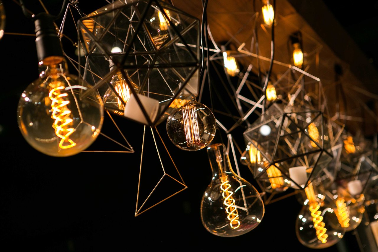 Unique Geometric Lighting Design