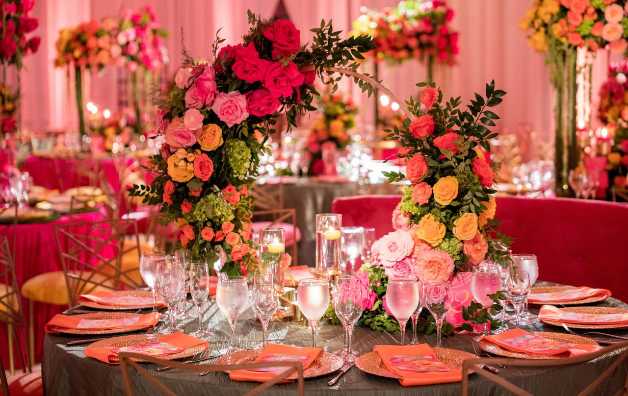 Circular Vibrant Centerpiece