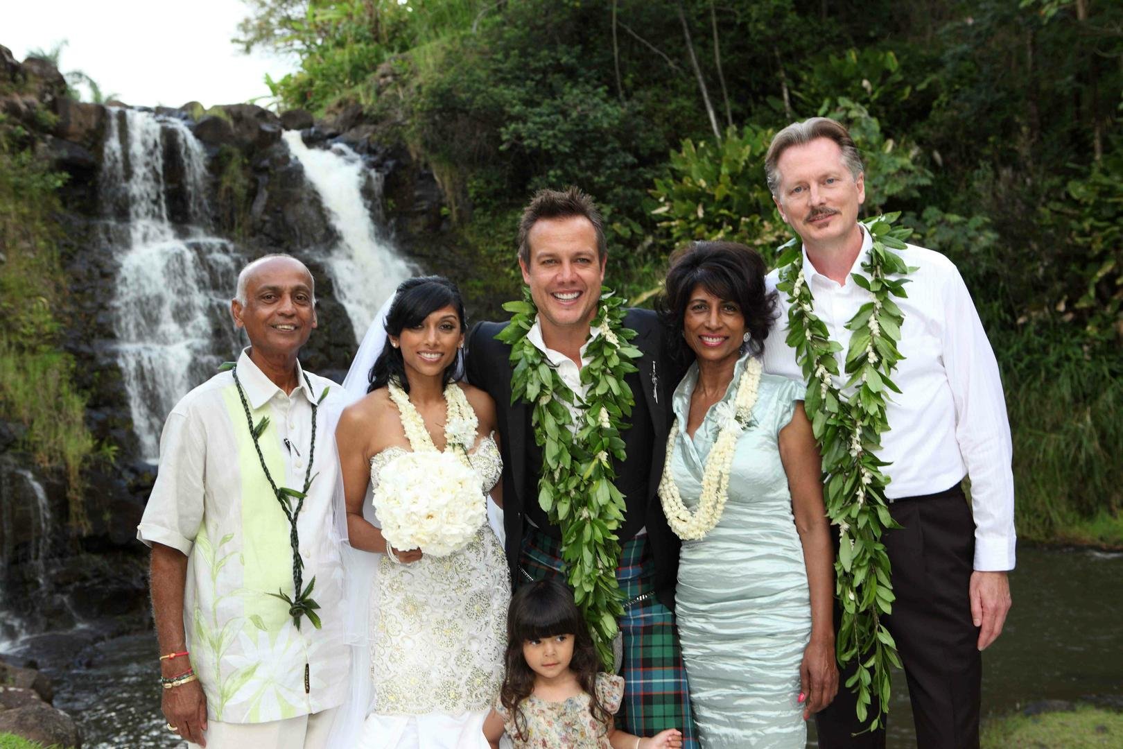 Hair-Industry Heir Angus Mitchell's Hawaiian Wedding