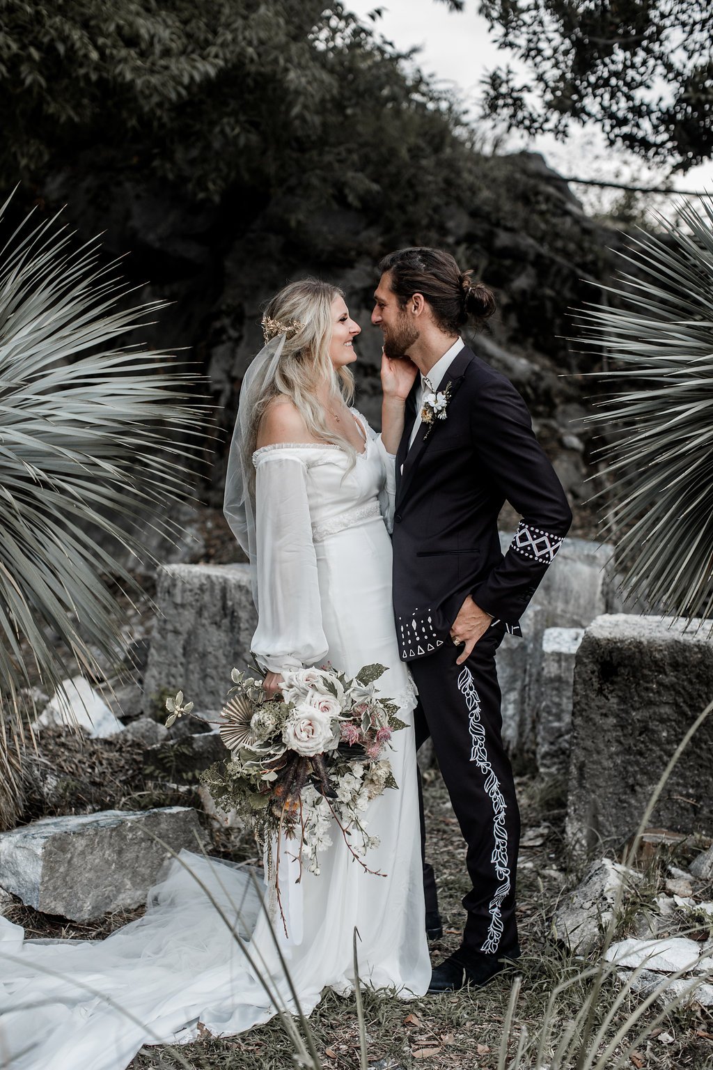 Daughters of Simone Designer’s Summer Wedding in Lake Como, Italy ...