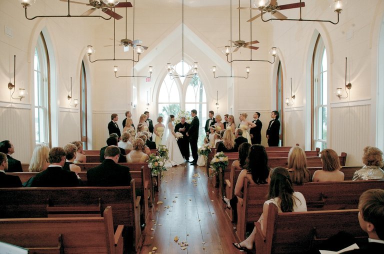 Chapel Ceremony Décor
