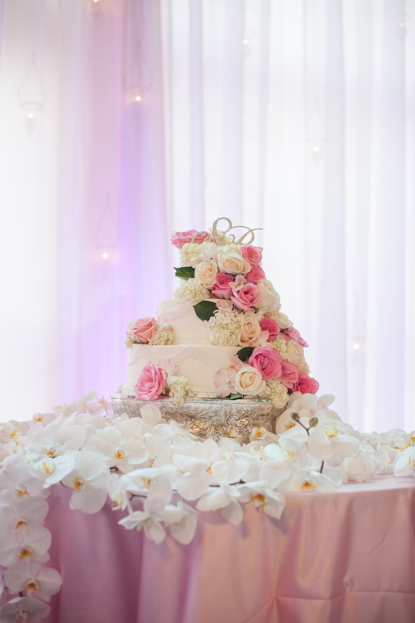 Floral-Embellished Round Cake