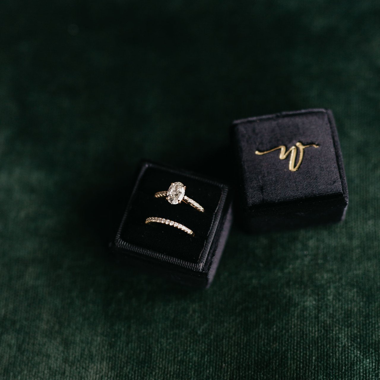 Gorgeous Oval Diamond Engagement Ring