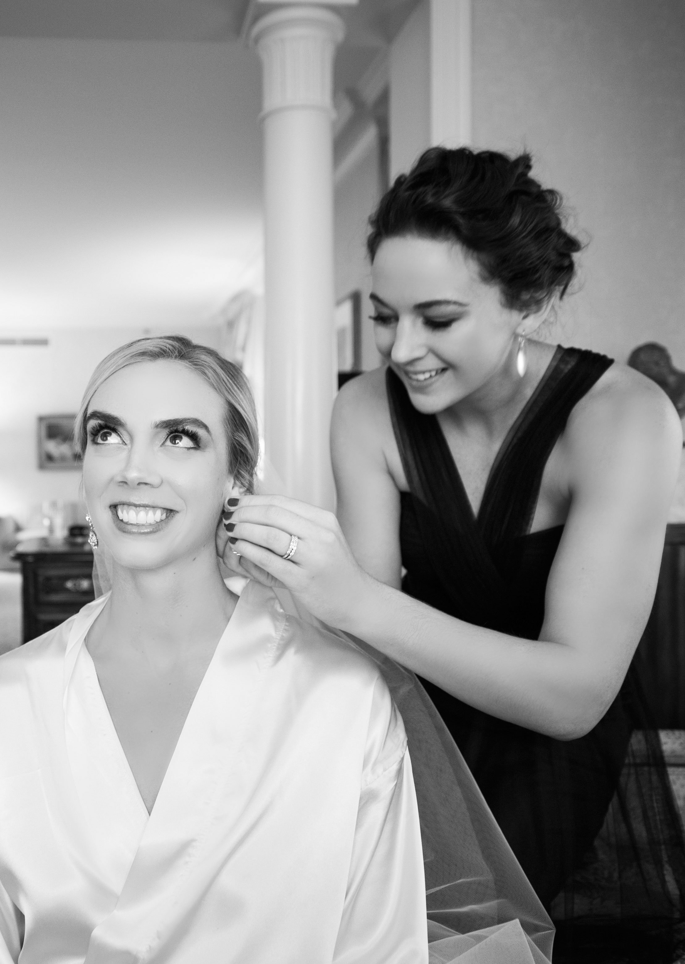 Real Wedding of Monica Drake + Rob Refsnyder - Inside Weddings