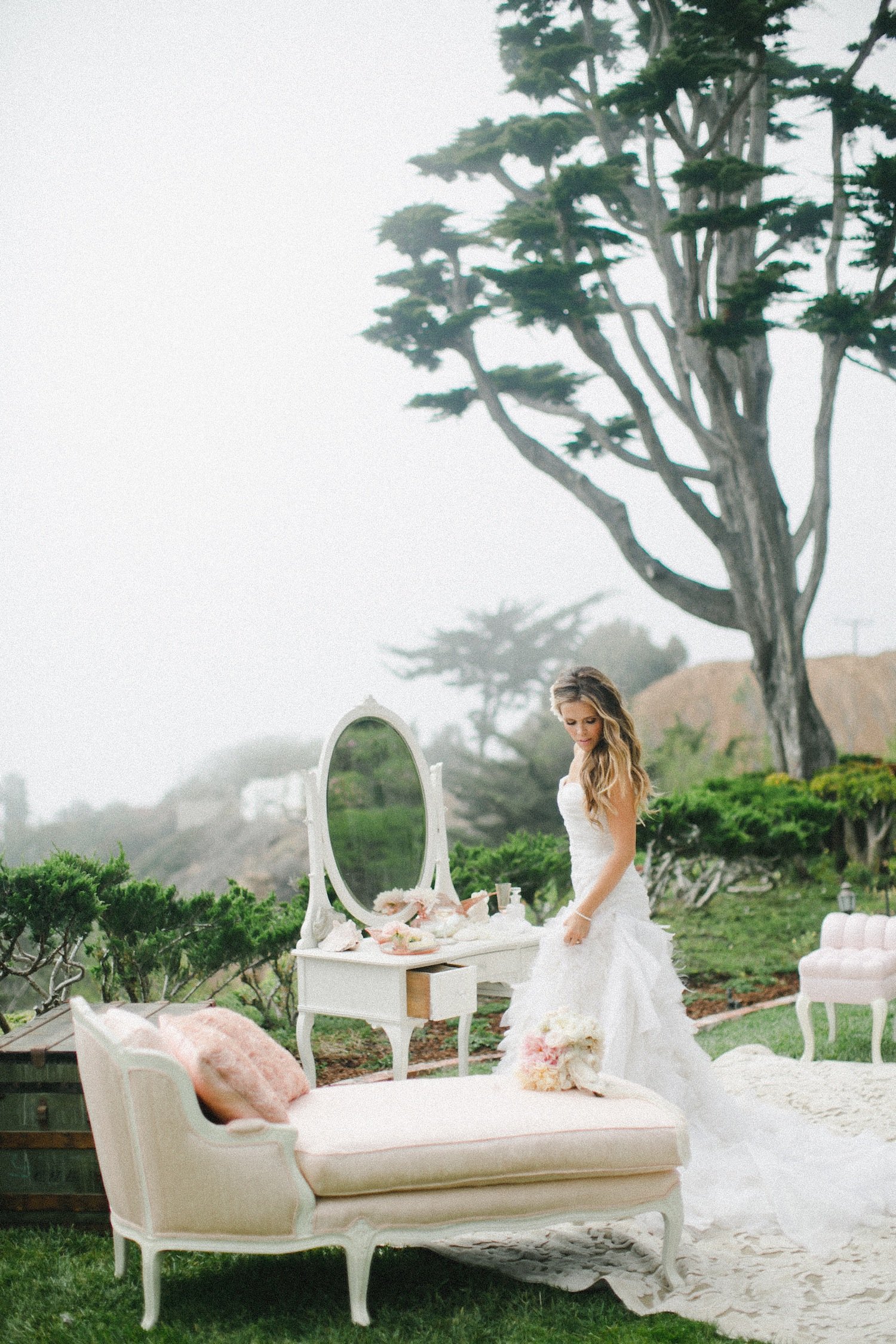 Outdoor Wedding Vanity