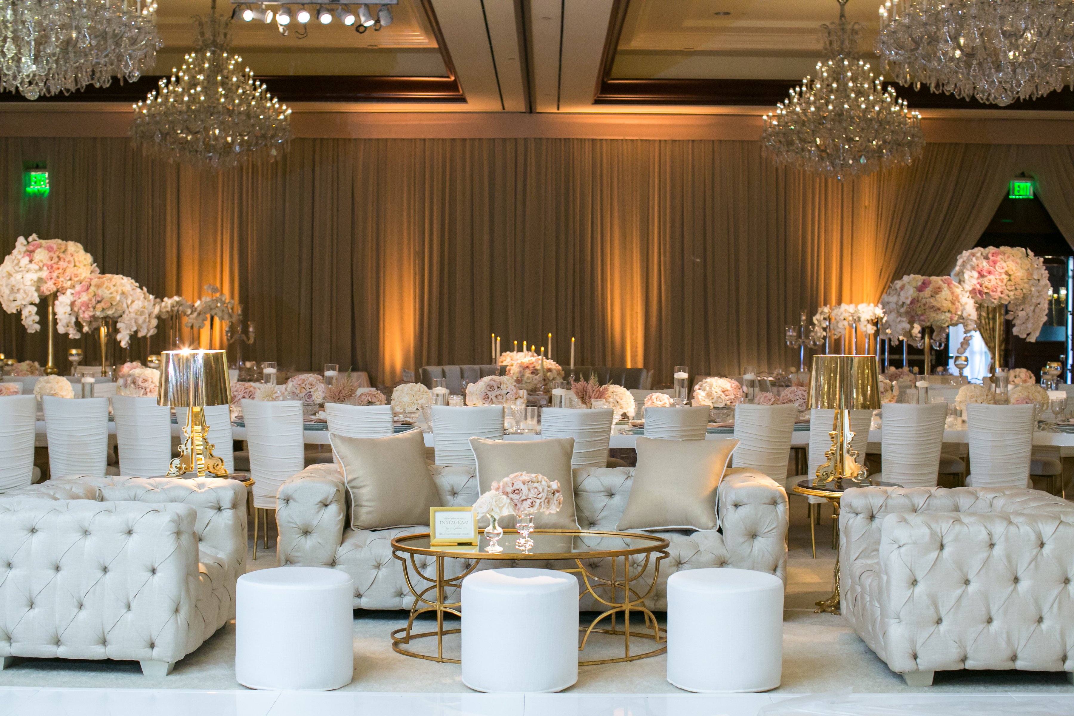 Luxurious Lounge Area